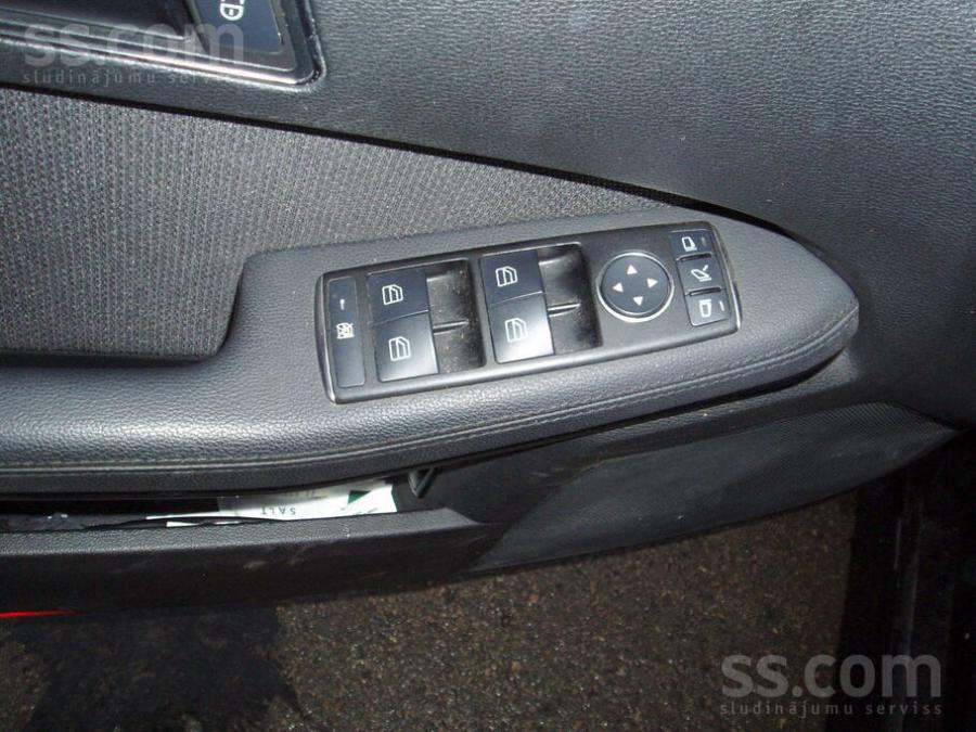 Melns Mercedes-Benz E 220 2011 Rīga, ar dzinēja tilpumu 2.20 L un nobraukumu 265 tūkst. km par 6900 €, foto 9 vietnē AUTOMOTO.COM.LV