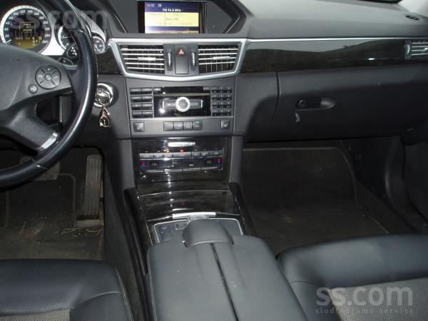 Черный Мерседес E 220 2011 в Рига, объемом двигателя 2.20 л и пробегом 265 тыс. км за 6900 €, фото 10 на AUTOMOTO.COM.LV