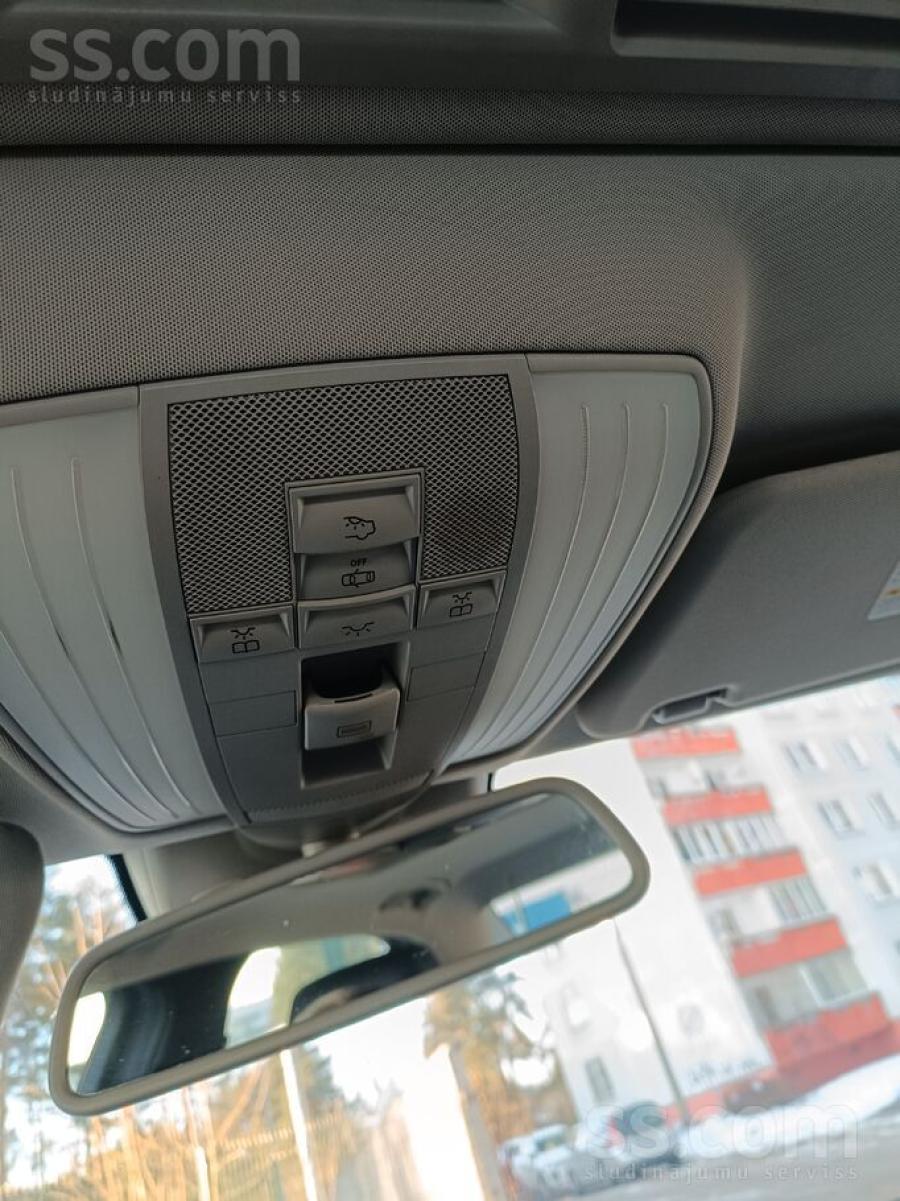 Melns Mercedes-Benz E 220 2011 Rīga, ar dzinēja tilpumu 2.20 L un nobraukumu 265 tūkst. km par 6900 €, foto 16 vietnē AUTOMOTO.COM.LV