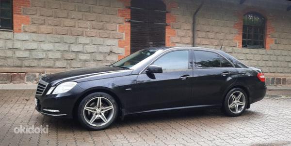 Black Mercedes-Benz E 220 2011 in Viljandi, with an engine capacity of 1.80 L and mileage of 314 thousand km for 9950 €, photo 1 on AUTOMOTO.COM.LV