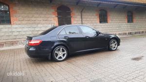 Черный Мерседес E 220 2011 в Вильянди, объемом двигателя 1.80 л и пробегом 314 тыс. км за 9950 €, фото 3 на AUTOMOTO.COM.LV