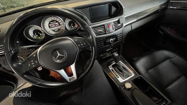Черный Мерседес E 220 2011 в Таллин, объемом двигателя 0.00 л и пробегом 0 тыс. км за 10499 €, фото 5 на AUTOMOTO.COM.LV