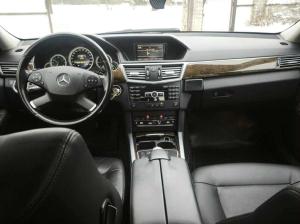 Black Mercedes-Benz E 220 2012 in Prienai, with an engine capacity of 2.20 L and mileage of 275 thousand km for 6600 €, photo 9 on AUTOMOTO.COM.LV