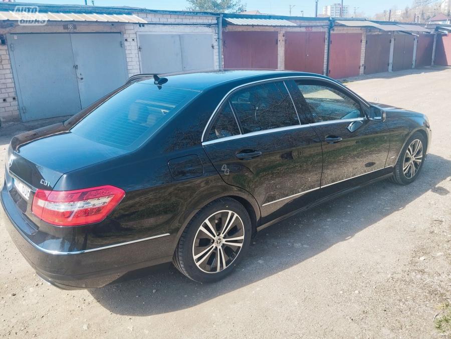Melns Mercedes-Benz E 220 2012 Jonava, ar dzinēja tilpumu 2.20 L un nobraukumu 278 tūkst. km par 9000 €, foto 14 vietnē AUTOMOTO.COM.LV