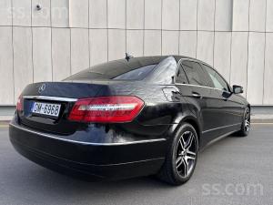 Melns Mercedes-Benz E 220 2012 Rīga, ar dzinēja tilpumu 2.20 L un nobraukumu 303 tūkst. km par 5750 €, foto 8 vietnē AUTOMOTO.COM.LV