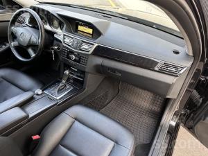 Melns Mercedes-Benz E 220 2012 Rīga, ar dzinēja tilpumu 2.20 L un nobraukumu 303 tūkst. km par 5750 €, foto 17 vietnē AUTOMOTO.COM.LV