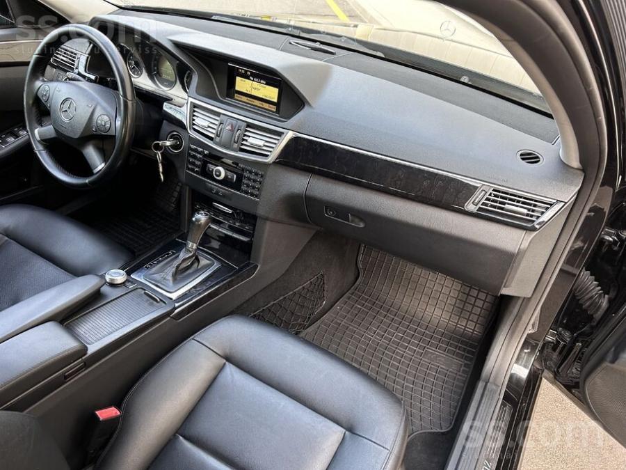 Melns Mercedes-Benz E 220 2012 Rīga, ar dzinēja tilpumu 2.20 L un nobraukumu 303 tūkst. km par 5750 €, foto 17 vietnē AUTOMOTO.COM.LV