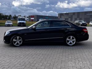 Black Mercedes-Benz E 220 2012 in Riga, with an engine capacity of 2.20 L and mileage of 332 thousand km for 7000 €, photo 7 on AUTOMOTO.COM.LV