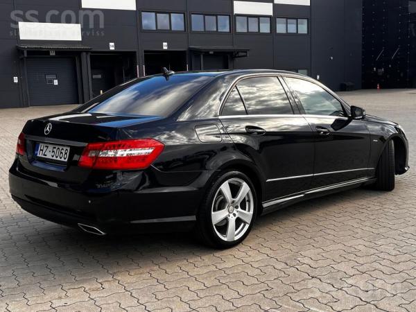 Черный Мерседес E 220 2012 в Рига, объемом двигателя 2.20 л и пробегом 332 тыс. км за 7000 €, фото 7 на AUTOMOTO.COM.LV