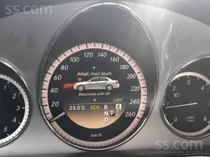 Black Mercedes-Benz E 220 2012 in Riga, with an engine capacity of 2.20 L and mileage of 332 thousand km for 7000 €, photo 28 on AUTOMOTO.COM.LV