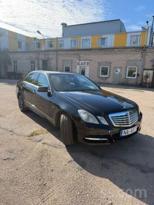 Melns Mercedes-Benz E 220 2012 Rīga, ar dzinēja tilpumu 2.20 L un nobraukumu 432 tūkst. km par 7500 €, foto 8 vietnē AUTOMOTO.COM.LV