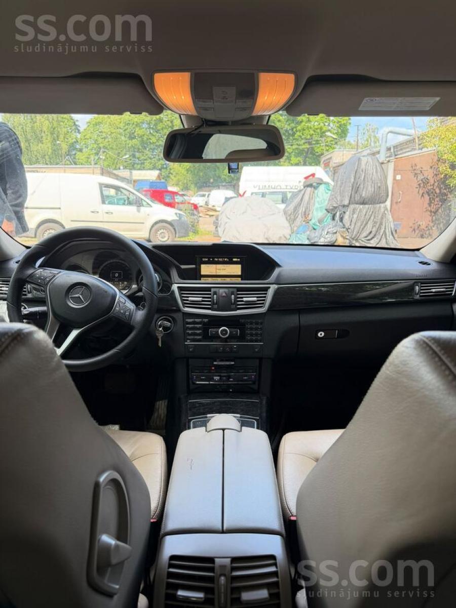Melns Mercedes-Benz E 220 2012 Rīga, ar dzinēja tilpumu 2.20 L un nobraukumu 432 tūkst. km par 7500 €, foto 9 vietnē AUTOMOTO.COM.LV
