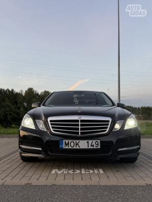 Black Mercedes-Benz E 220 2012 in Kaunas, with an engine capacity of 2.20 L and mileage of 401 thousand km for 6800 €, photo  on AUTOMOTO.COM.LV