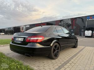 Черный Мерседес E 220 2012 в Каунас, объемом двигателя 2.20 л и пробегом 401 тыс. км за 6800 €, фото 7 на AUTOMOTO.COM.LV