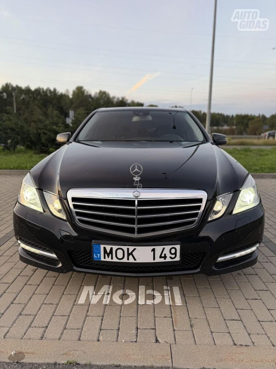 Черный Мерседес E 220 2012 в Каунас, объемом двигателя 2.20 л и пробегом 401 тыс. км за 6800 €, фото 11 на AUTOMOTO.COM.LV