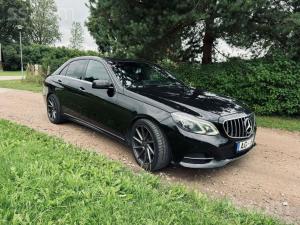 Melns Mercedes-Benz E 220 2013 Talsi, ar dzinēja tilpumu 2.20 L un nobraukumu 419 tūkst. km par 9500 €, foto 4 vietnē AUTOMOTO.COM.LV