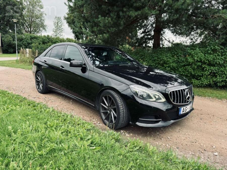 Melns Mercedes-Benz E 220 2013 Talsi, ar dzinēja tilpumu 2.20 L un nobraukumu 419 tūkst. km par 9500 €, foto 4 vietnē AUTOMOTO.COM.LV