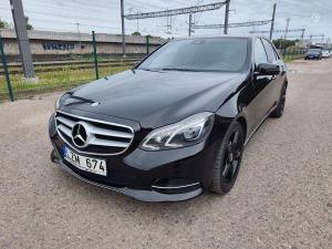 Черный Мерседес E 220 2013 в Шяуляй, объемом двигателя 2.10 л и пробегом 353 тыс. км за 8600 €, фото  на AUTOMOTO.COM.LV