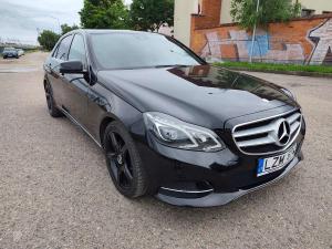 Melns Mercedes-Benz E 220 2013 Šauļi, ar dzinēja tilpumu 2.10 L un nobraukumu 353 tūkst. km par 8600 €, foto 4 vietnē AUTOMOTO.COM.LV