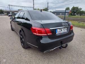 Melns Mercedes-Benz E 220 2013 Šauļi, ar dzinēja tilpumu 2.10 L un nobraukumu 353 tūkst. km par 8600 €, foto 5 vietnē AUTOMOTO.COM.LV
