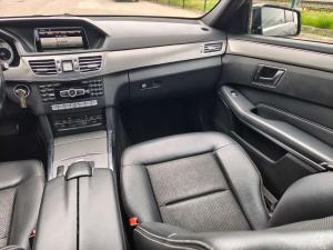 Melns Mercedes-Benz E 220 2013 Šauļi, ar dzinēja tilpumu 2.10 L un nobraukumu 353 tūkst. km par 8600 €, foto 12 vietnē AUTOMOTO.COM.LV