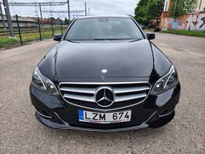 Черный Мерседес E 220 2013 в Шяуляй, объемом двигателя 2.10 л и пробегом 353 тыс. км за 8600 €, фото 3 на AUTOMOTO.COM.LV
