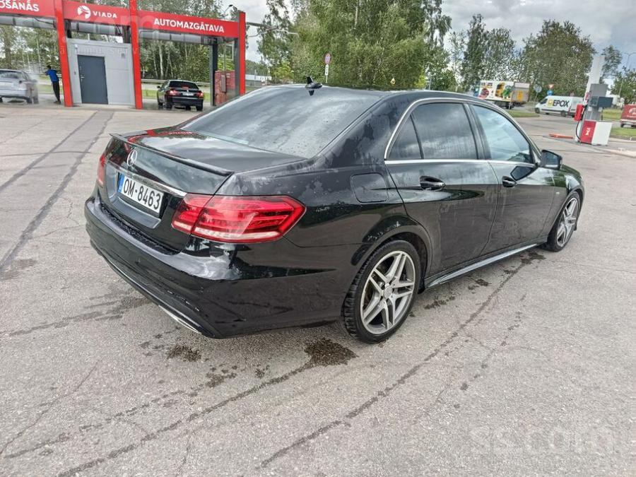 Melns Mercedes-Benz E 220 2013 Rīga, ar dzinēja tilpumu 2.20 L un nobraukumu 320 tūkst. km par 7900 €, foto 7 vietnē AUTOMOTO.COM.LV