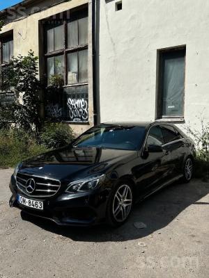 Melns Mercedes-Benz E 220 2013 Rīga, ar dzinēja tilpumu 2.20 L un nobraukumu 328 tūkst. km par 10999 €, foto  vietnē AUTOMOTO.COM.LV