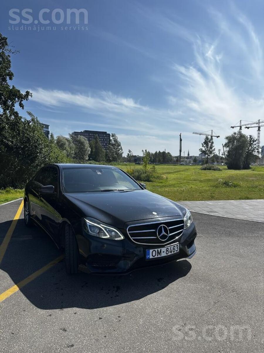 Melns Mercedes-Benz E 220 2013 Rīga, ar dzinēja tilpumu 2.20 L un nobraukumu 328 tūkst. km par 10999 €, foto 5 vietnē AUTOMOTO.COM.LV
