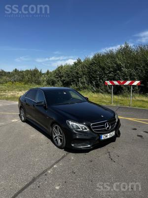 Melns Mercedes-Benz E 220 2013 Rīga, ar dzinēja tilpumu 2.20 L un nobraukumu 328 tūkst. km par 10999 €, foto 8 vietnē AUTOMOTO.COM.LV