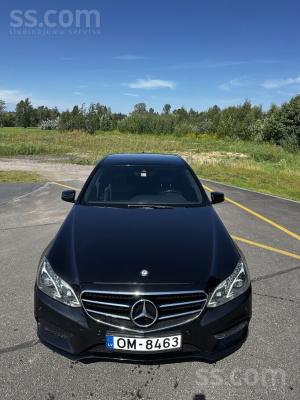 Melns Mercedes-Benz E 220 2013 Rīga, ar dzinēja tilpumu 2.20 L un nobraukumu 328 tūkst. km par 10999 €, foto 11 vietnē AUTOMOTO.COM.LV
