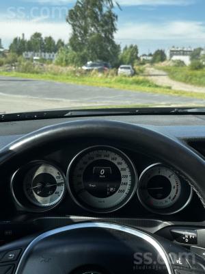 Melns Mercedes-Benz E 220 2013 Rīga, ar dzinēja tilpumu 2.20 L un nobraukumu 328 tūkst. km par 10999 €, foto 15 vietnē AUTOMOTO.COM.LV