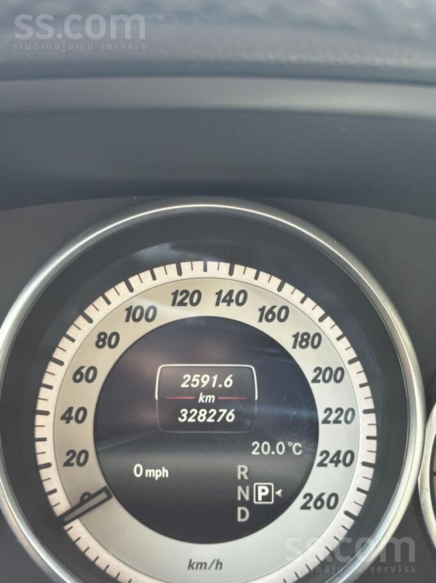 Melns Mercedes-Benz E 220 2013 Rīga, ar dzinēja tilpumu 2.20 L un nobraukumu 328 tūkst. km par 10999 €, foto 20 vietnē AUTOMOTO.COM.LV