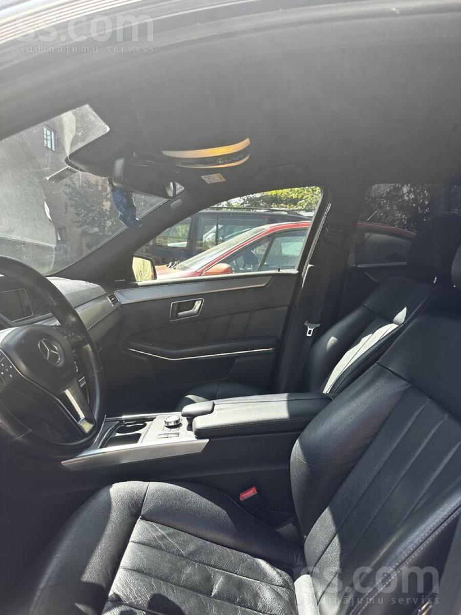 Melns Mercedes-Benz E 220 2013 Rīga, ar dzinēja tilpumu 2.20 L un nobraukumu 328 tūkst. km par 10999 €, foto 21 vietnē AUTOMOTO.COM.LV