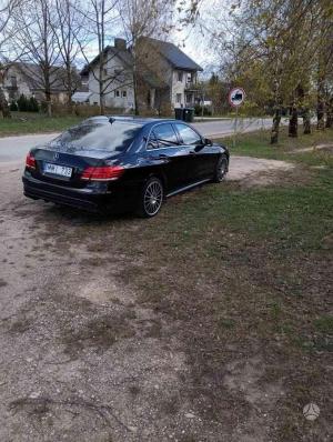 Черный Мерседес E 220 2013 в Вильнюс, объемом двигателя 2.20 л и пробегом 430 тыс. км за 7700 €, фото 6 на AUTOMOTO.COM.LV