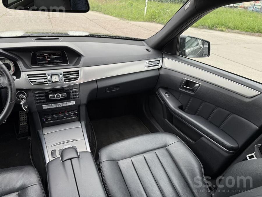 Black Mercedes-Benz E 220 2014 in Riga, with an engine capacity of 2.20 L and mileage of 168 thousand km for 8000 €, photo 12 on AUTOMOTO.COM.LV