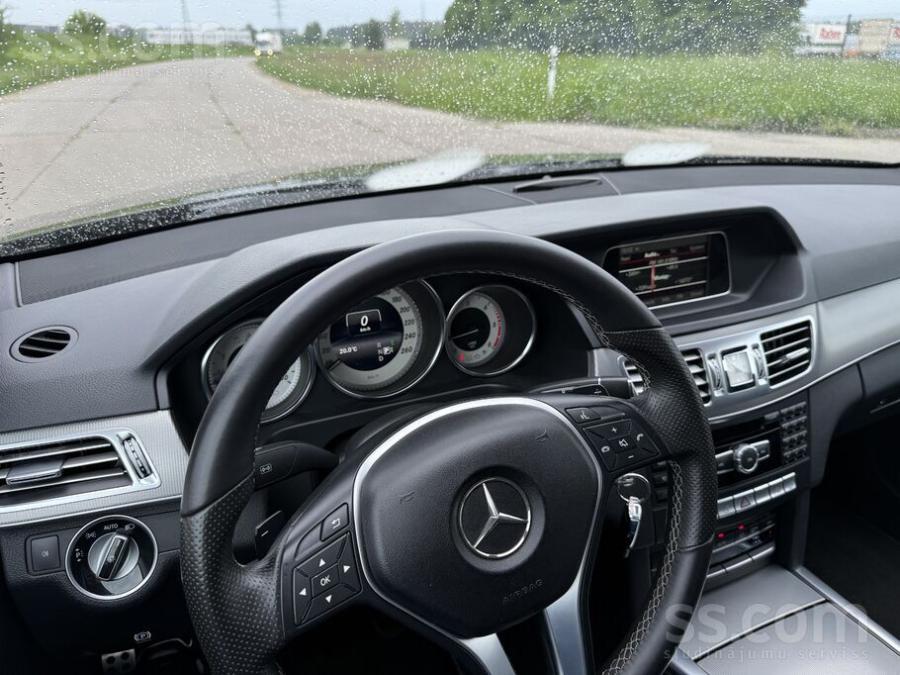Black Mercedes-Benz E 220 2014 in Riga, with an engine capacity of 2.20 L and mileage of 168 thousand km for 8000 €, photo 15 on AUTOMOTO.COM.LV