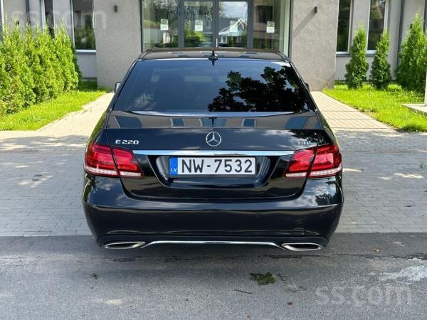 Black Mercedes-Benz E 220 2014 in Riga, with an engine capacity of 2.20 L and mileage of 167 thousand km for 9000 €, photo 9 on AUTOMOTO.COM.LV