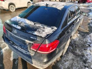 Black Mercedes-Benz E 220 2014 in Vilnius, with an engine capacity of 2.14 L and mileage of 307 thousand km for 7250 €, photo 19 on AUTOMOTO.COM.LV