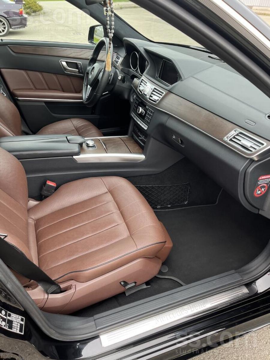 Black Mercedes-Benz E 220 2014 in Riga, with an engine capacity of 2.20 L and mileage of 223 thousand km for 18300 €, photo 14 on AUTOMOTO.COM.LV