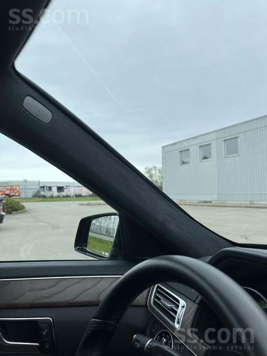Black Mercedes-Benz E 220 2014 in Riga, with an engine capacity of 2.20 L and mileage of 223 thousand km for 18300 €, photo 16 on AUTOMOTO.COM.LV