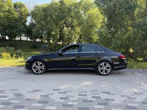 Black Mercedes-Benz E 220 2014 in Rezekne, with an engine capacity of 2.20 L and mileage of 283 thousand km for 10490 €, photo 5 on AUTOMOTO.COM.LV