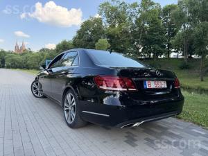 Black Mercedes-Benz E 220 2014 in Rezekne, with an engine capacity of 2.20 L and mileage of 283 thousand km for 10490 €, photo 6 on AUTOMOTO.COM.LV