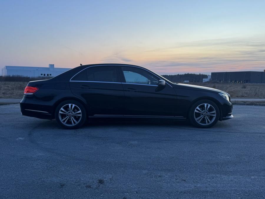 Melns Mercedes-Benz E 220 2014 Tallina, ar dzinēja tilpumu 2.20 L un nobraukumu 172 tūkst. km par 14500 €, foto 26 vietnē AUTOMOTO.COM.LV