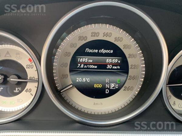 Melns Mercedes-Benz E 220 2014 Rīga, ar dzinēja tilpumu 2.20 L un nobraukumu 247 tūkst. km par 16600 €, foto 10 vietnē AUTOMOTO.COM.LV