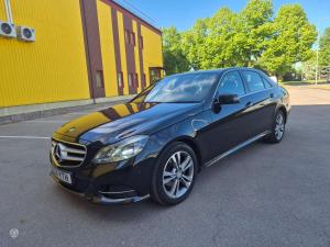 Черный Мерседес E 220 2014 в Шилуте, объемом двигателя 2.14 л и пробегом 250 тыс. км за 4450 €, фото  на AUTOMOTO.COM.LV