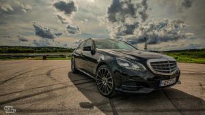 Melns Mercedes-Benz E 220 2014 Jurbarkas, ar dzinēja tilpumu 2.20 L un nobraukumu 289 tūkst. km par 8550 €, foto 4 vietnē AUTOMOTO.COM.LV