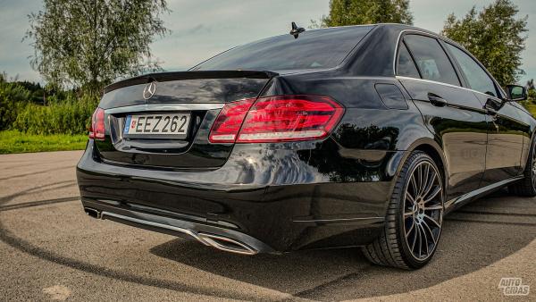 Melns Mercedes-Benz E 220 2014 Jurbarkas, ar dzinēja tilpumu 2.20 L un nobraukumu 289 tūkst. km par 8550 €, foto 9 vietnē AUTOMOTO.COM.LV