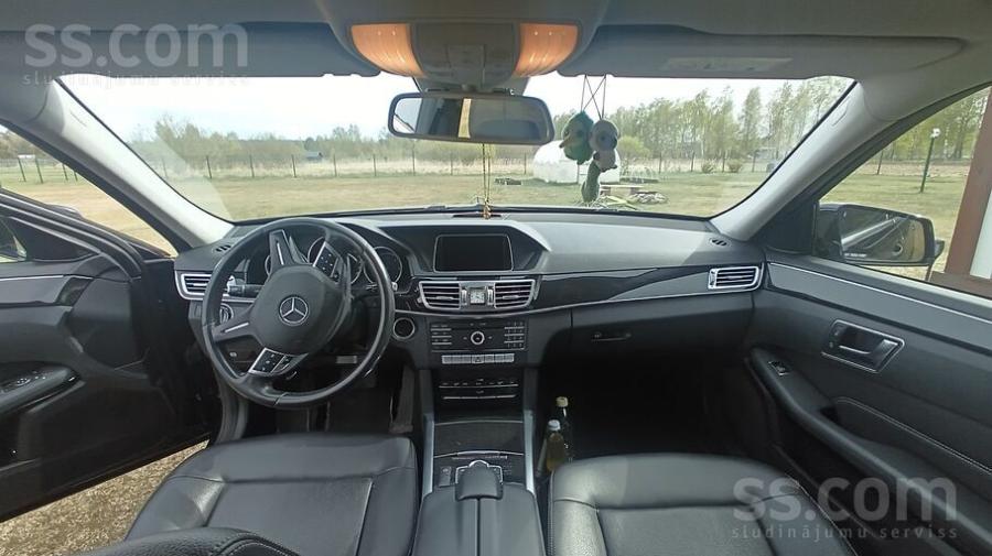 Black Mercedes-Benz E 220 2015 in Riga, with an engine capacity of 2.20 L and mileage of 220 thousand km for 13500 €, photo 8 on AUTOMOTO.COM.LV