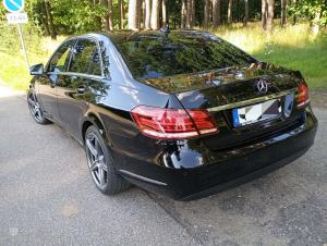 Black Mercedes-Benz E 220 2015 in Kaunas, with an engine capacity of 2.14 L and mileage of 272 thousand km for 10900 €, photo 7 on AUTOMOTO.COM.LV